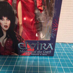 Toys | New Neca 8 Elvira Mistress Of The Dark Red Fright And Boo Action ...